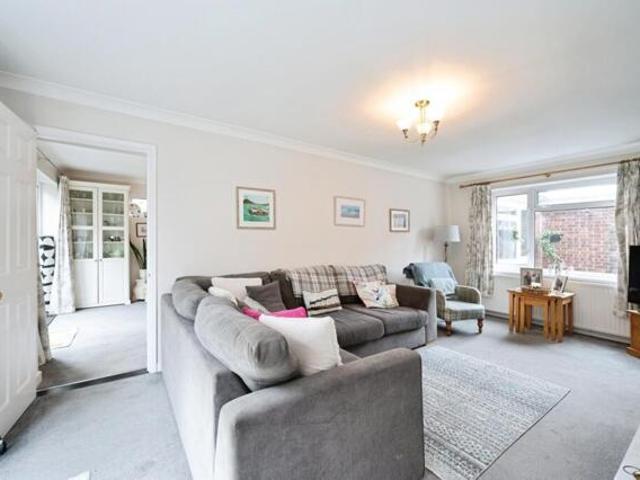 For Sale 5 Bedroom House Hayling Island Hampshire DLS100503189