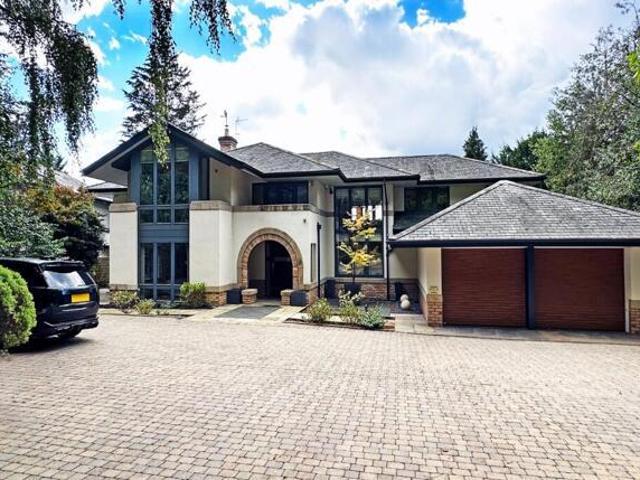 For Sale 5 Bedroom House Hale Trafford DLS100854961