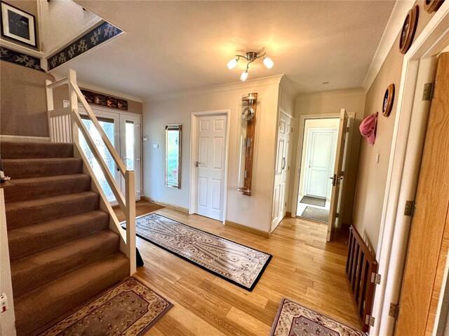 For Sale 5 Bedroom House Hampshire Hampshire DS99895571
