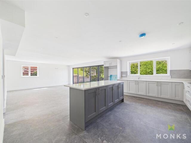 For Sale 5 Bedroom House Hanwood Hanwood DS100503449