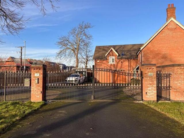 For Sale 5 Bedroom House Harebell Close Harebell Close DS99130122