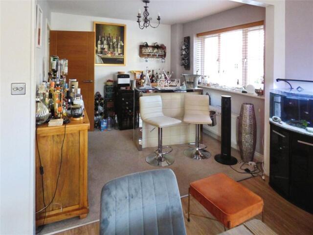 For Sale 5 Bedroom House Hedge End Hampshire DLS99345192