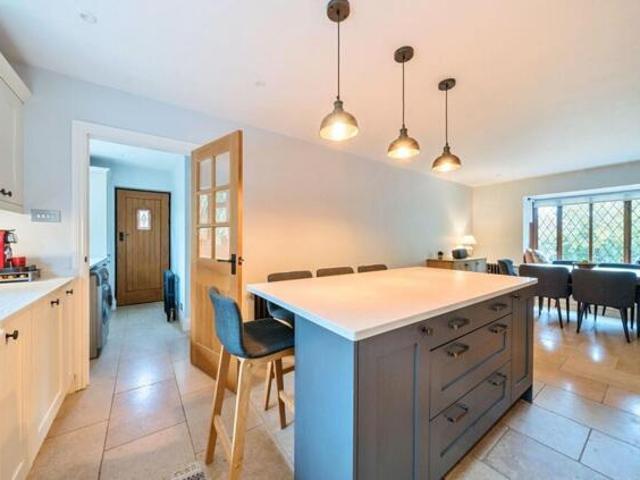 For Sale 5 Bedroom House Hindhead Surrey DLS100503285