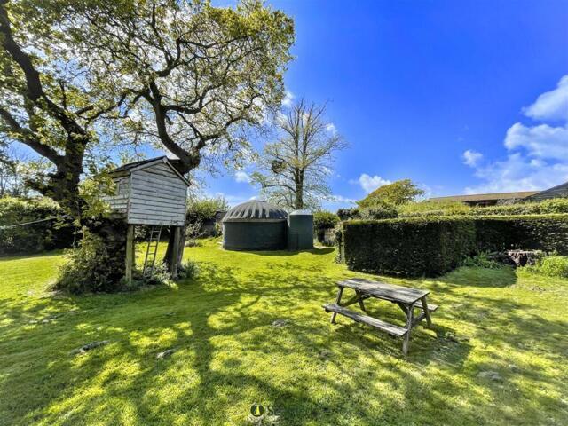 For Sale 5 Bedroom House Isle Of Wight Isle Of Wight DLS101676934