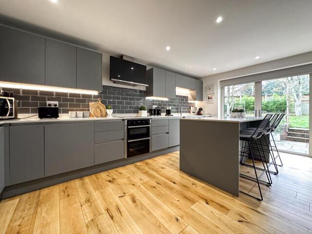 For Sale 5 Bedroom House Old Harlow Essex DLS98648873