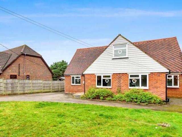 For Sale 5 Bedroom House Locks Heath Hampshire DS100191940