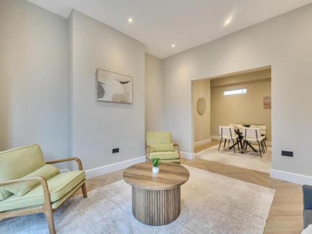 For Sale 5 Bedroom House Londres Greater London DLS101199721
