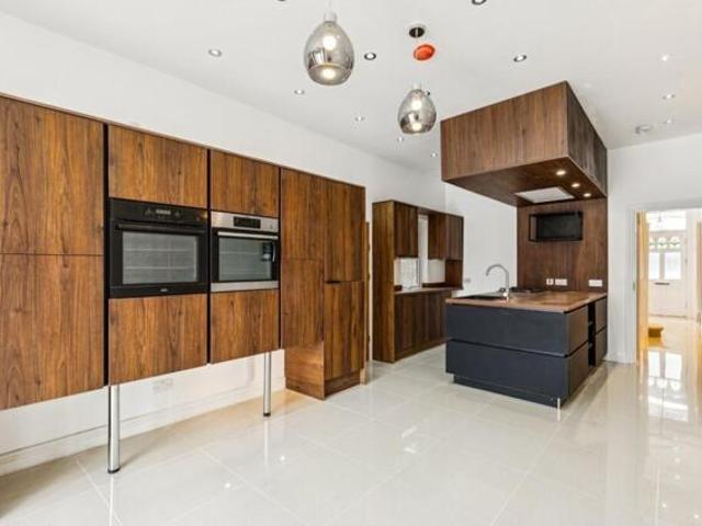 For Sale 5 Bedroom House Londres Greater London DS100366276