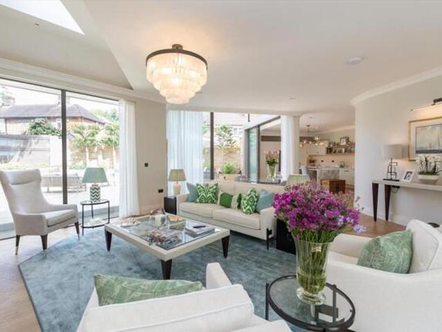 For Sale 5 Bedroom House Londres Greater London DS99735829