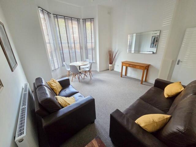 For Sale 5 Bedroom House Leicester Leicestershire DS101996340