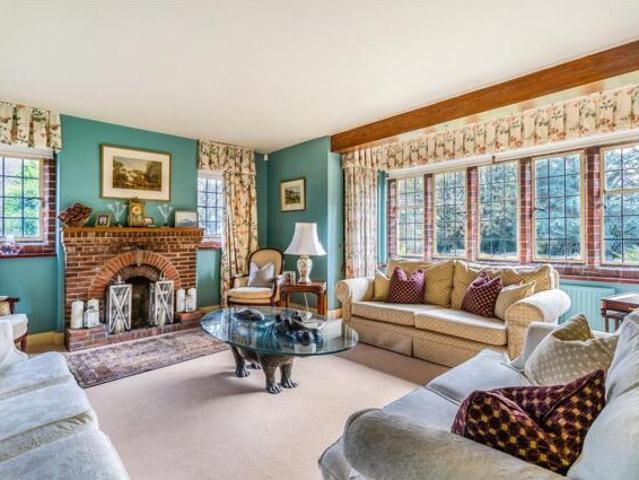 For Sale 5 Bedroom House Lymington Hampshire DLS99344779