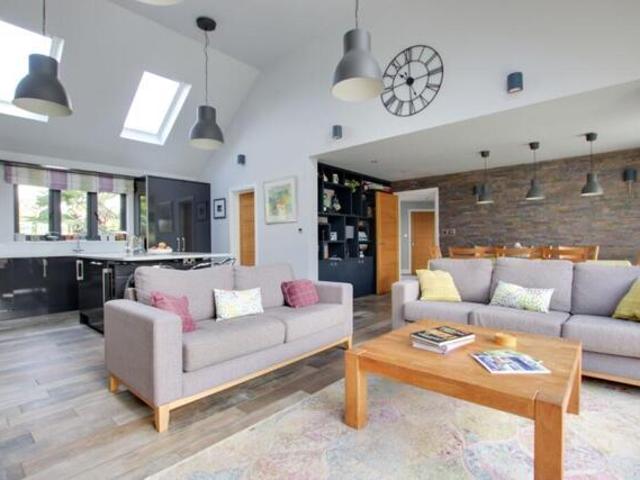 For Sale 5 Bedroom House Lymington Hampshire DLS101119443