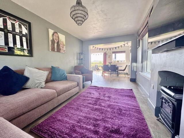 For Sale 5 Bedroom House Main Road Main Road DLS100342904