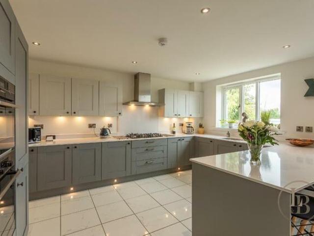 For Sale 5 Bedroom House Mansfield Nottinghamshire DLS98612609