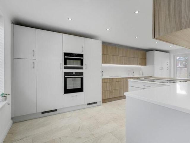 For Sale 5 Bedroom House Milton Keynes Milton Keynes DS100733504