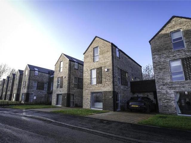 For Sale 5 Bedroom House North Yorkshire Leeds DS99952404