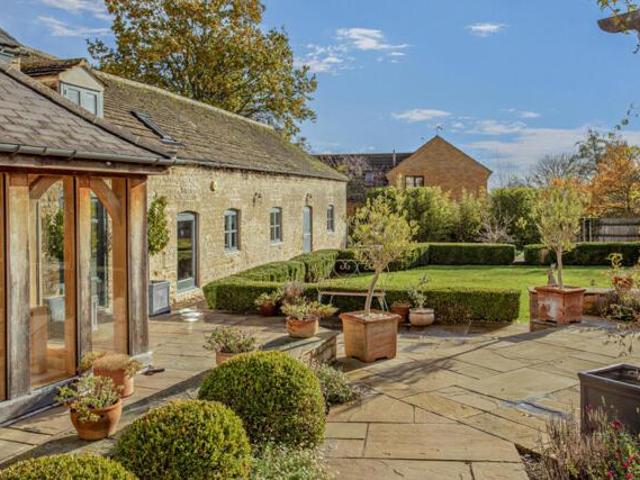 For Sale 5 Bedroom House Northamptonshire Northamptonshire DLS99054668