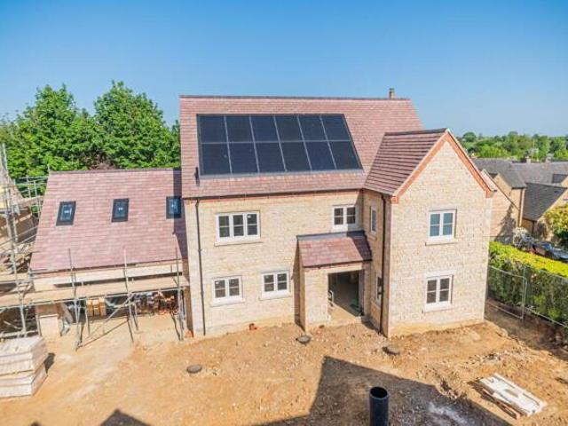 For Sale 5 Bedroom House Northamptonshire Northamptonshire DLS99130117