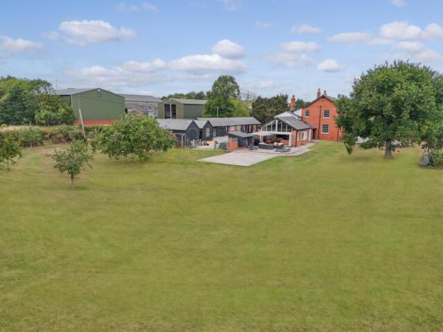For Sale 5 Bedroom House South Woodham Ferrers Essex DS100456901