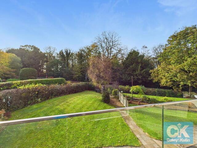 For Sale 5 Bedroom House Staffordshire Staffordshire DS100426472