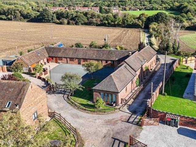 For Sale 5 Bedroom House Staffordshire Staffordshire DS98404373