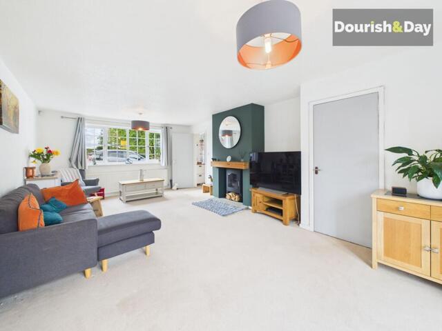 For Sale 5 Bedroom House Staffordshire Staffordshire DS98204846