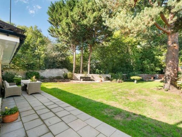 For Sale 5 Bedroom House Surrey Surrey DLS99523856
