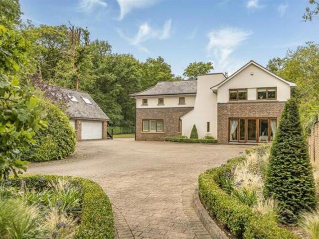 For Sale 5 Bedroom House Park Street Park Street DLS101674807