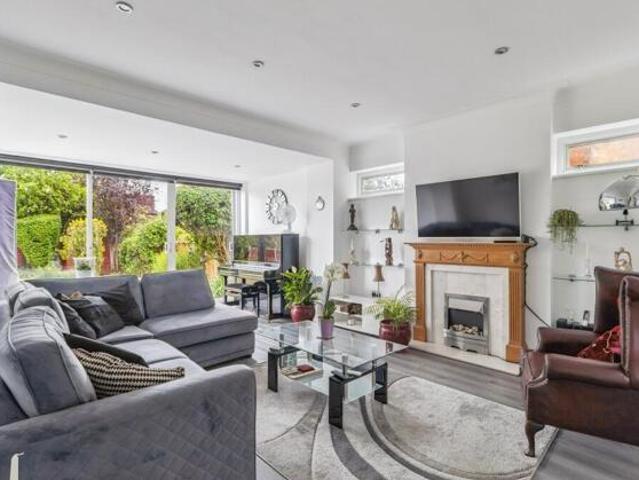 For Sale 5 Bedroom House Pinner Greater London DS98649196