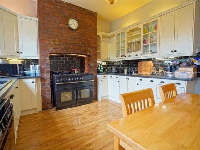 For Sale 5 Bedroom House Rotherham Rotherham DS98930212