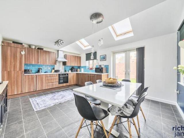 For Sale 5 Bedroom House Royal Wootton Bassett Swindon DS100953479