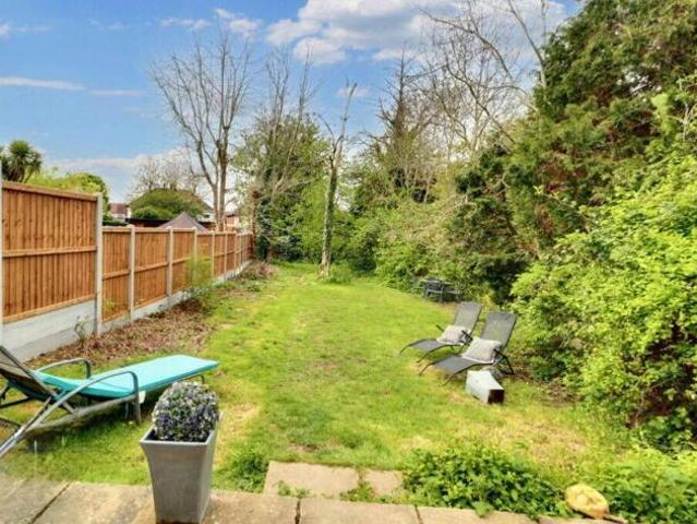 For Sale 5 Bedroom House Romford Greater London DLS101675285