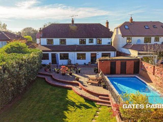 For Sale 5 Bedroom House Romford Greater London DLS101676715