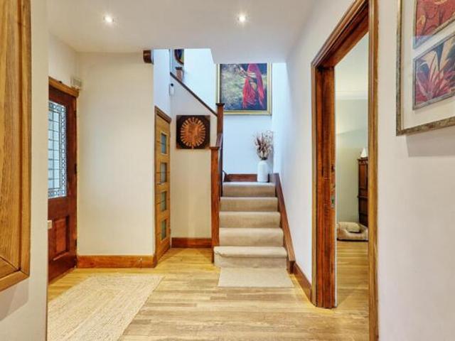 For Sale 5 Bedroom House Romford Greater London DLS101996027