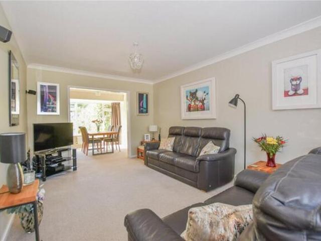 For Sale 5 Bedroom House Wokingham Wokingham DLS100426061