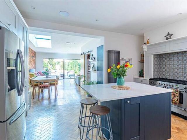 For Sale 5 Bedroom House Watford Hertfordshire DS98296956