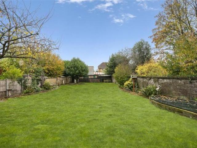 For Sale 5 Bedroom House Weybridge Surrey DLS98335709