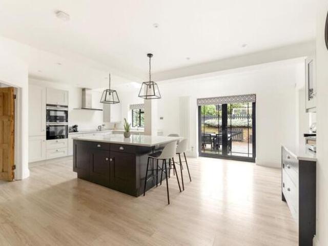 For Sale 5 Bedroom House Tonbridge Kent DS99237180