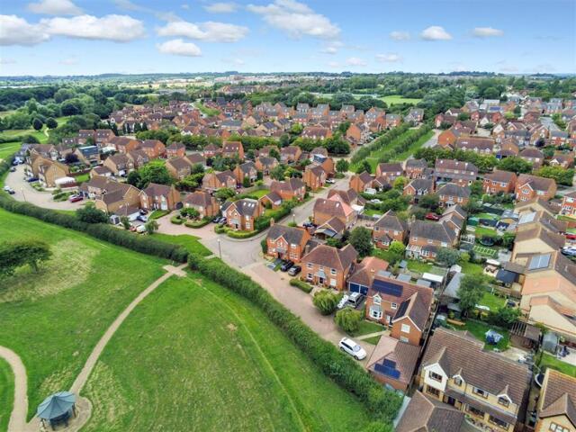 For Sale 5 Bedroom House Tattenhoe Buckinghamshire DLS98404503