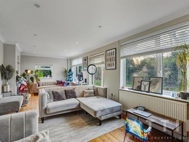 For Sale 5 Bedroom House Thurton Thurton DLS99523872