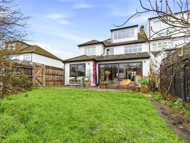 For Sale 5 Bedroom House Twickenham Greater London DLS101674730
