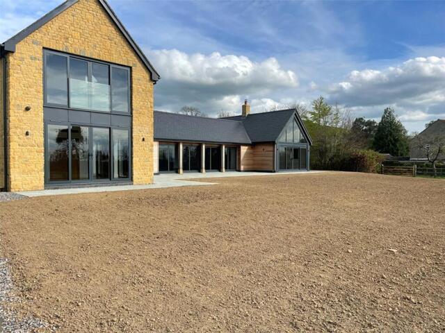 For Sale 5 Bedroom House Yeovil Somerset DLS101278297