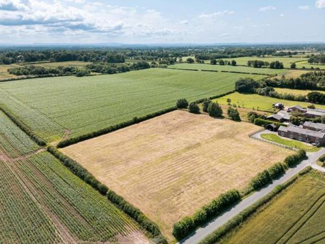 For Sale 5 Bedroom Shared Living/roommate High Legh Cheshire East DS101796998