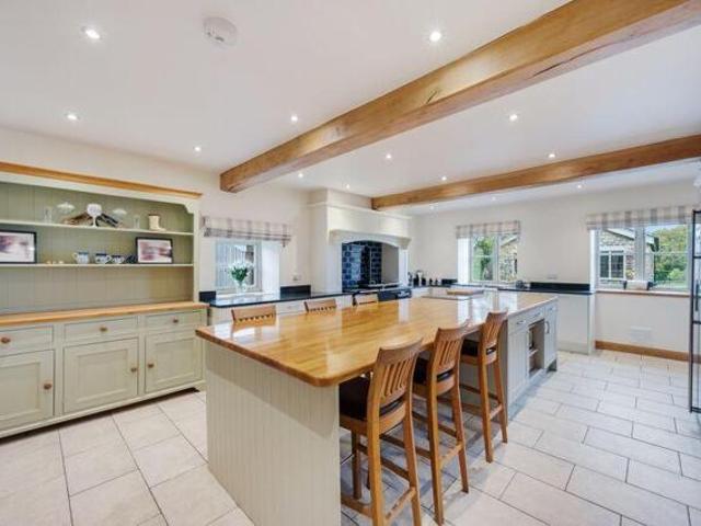 For Sale 5 Bedroom Shared Living/roommate Wigan Greater Manchester DS98687453