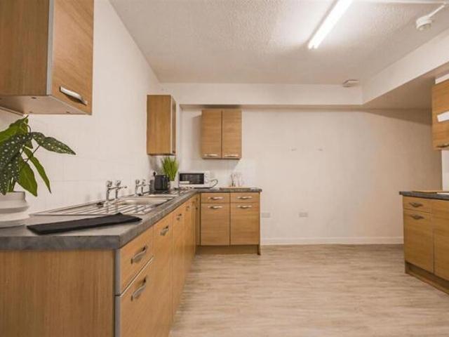 For Sale 6 Bedroom Apartment Preston Lancashire DLS99475735