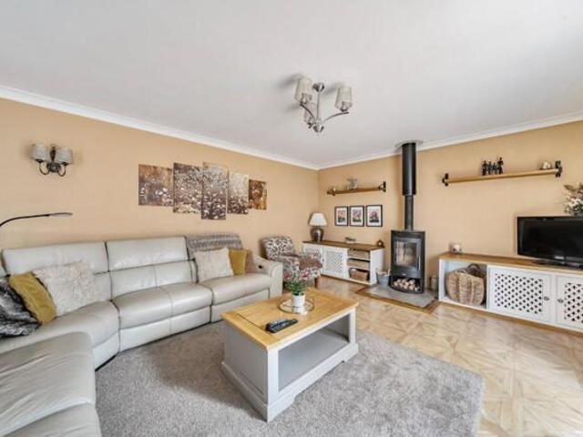 For Sale 6 Bedroom Bungalow Slough Slough DS100855209