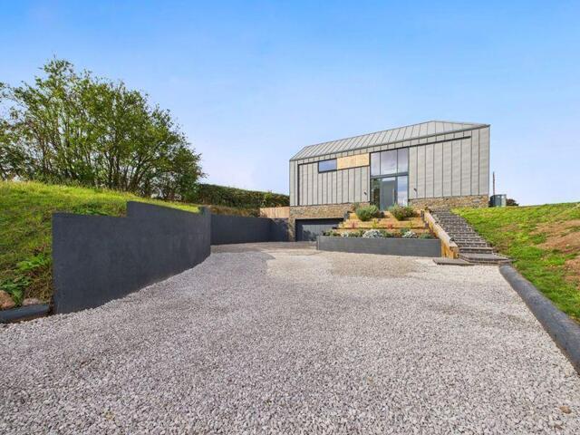 For Sale 6 Bedroom House Chetwynd Aston Chetwynd Aston DS100132194