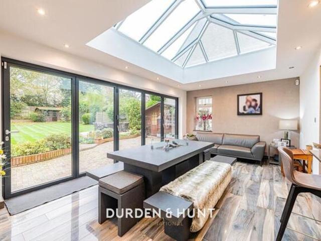 For Sale 6 Bedroom House Chigwell Essex DLS100733624
