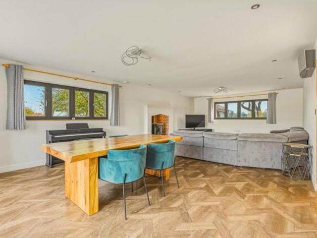 For Sale 6 Bedroom House Attleborough Norfolk DS101891850