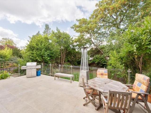For Sale 6 Bedroom House Barnet Greater London DLS99572179